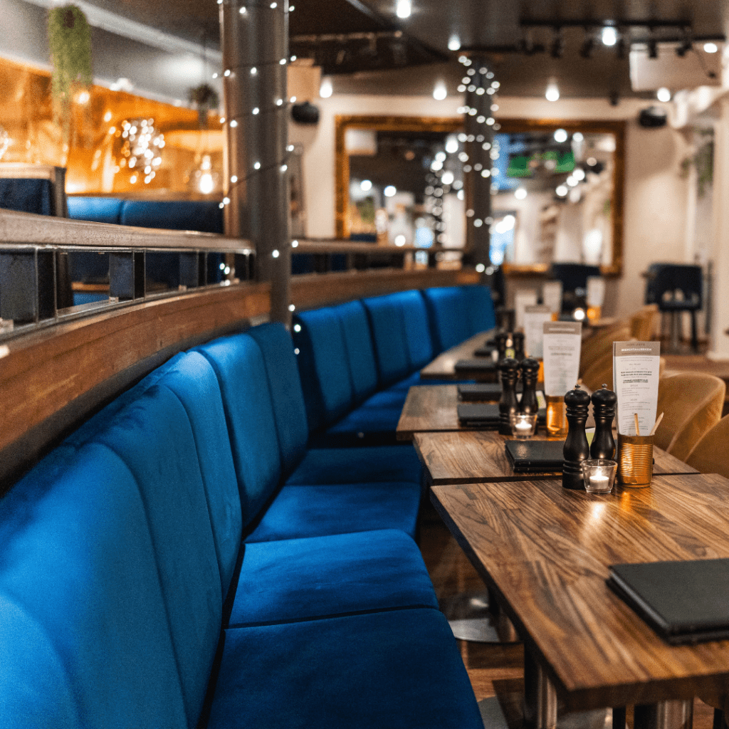 Menukort - Under Uret | Café & Restaurant i Svendborg